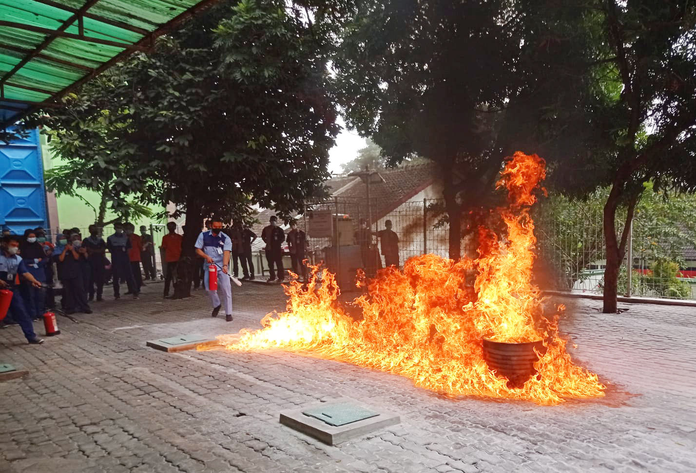 Pelatihan Kemampuan 4 Dasar Bagi Cleaning Service di RSDM – Official ...