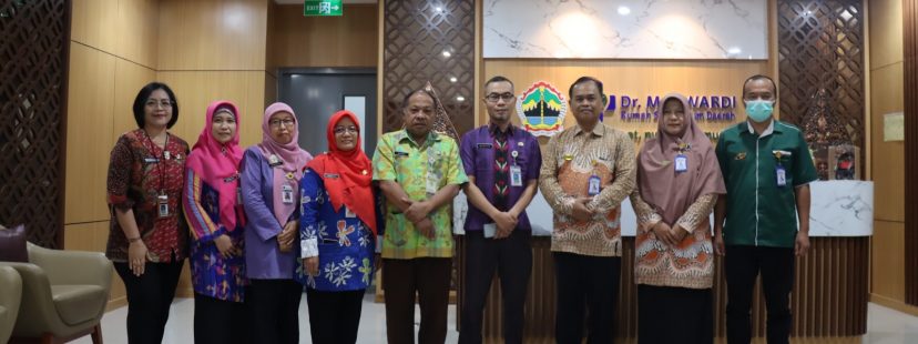 Official Web RSUD Dr. Moewardi